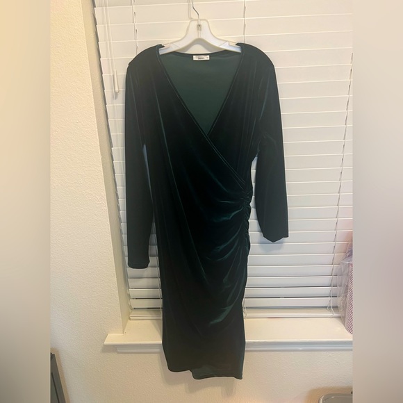 Dresses | Deep Green Velvet Dress | Poshmark